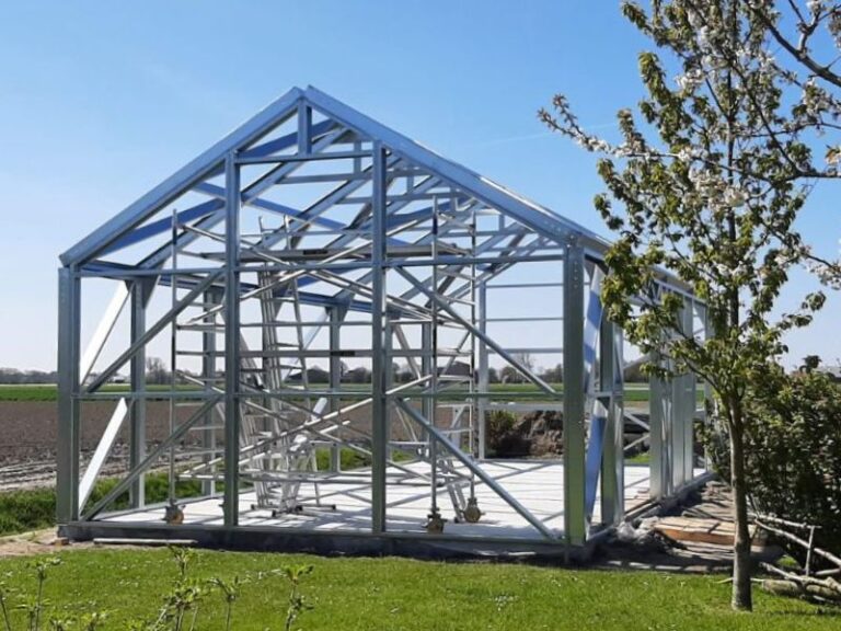 ᐅ Nieuwe loods | Prefab bouwen | Snel en lichtgewicht | QLoods